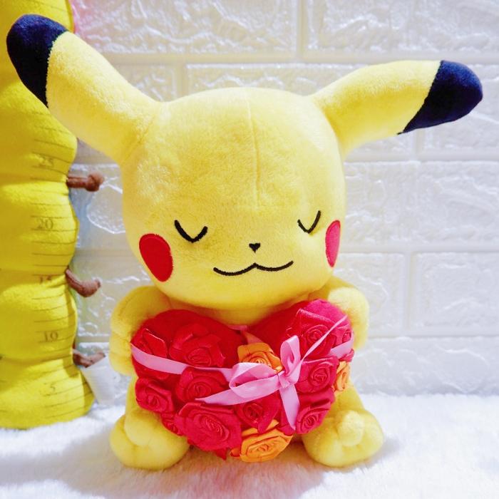 Jual boneka pokemon pikachu love sweetheart celebrations ori - Kab ...