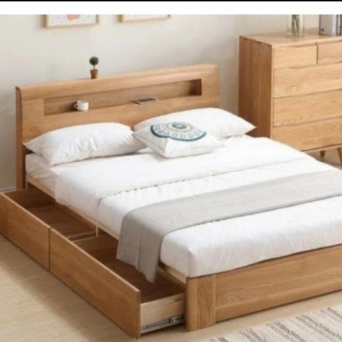 Jual divan kayu mahoni tua 2laci uk 140x200 bisa custom - Jakarta ...