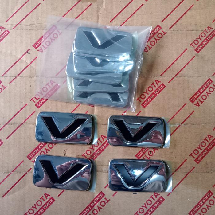 Jual logo emblem lambang huruf "V" toyota luxury - Kota Bekasi ...