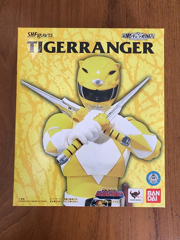 Jual SHF Power Rangers Yellow / Kyoryu Sentai Zyuranger Tiger Ranger ...