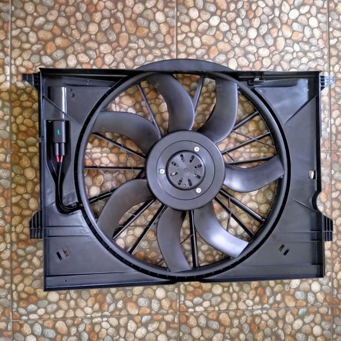 Jual Extra Fan Radiator Blower Mercedes W211 E200 E230 E250 E280 W219 ...