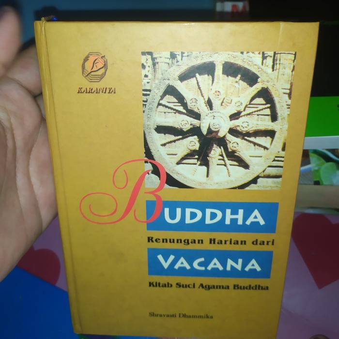 Jual Buddha renungan harian dari wacana kitab suci agama Buddha ...