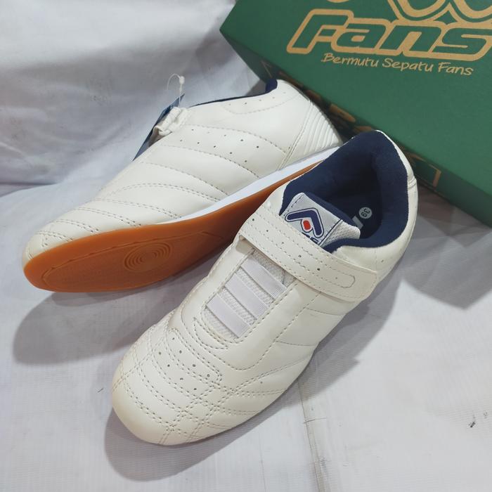 Jual Sepatu Taekwondo merk Fans New X-Trial putih original - Jakarta ...