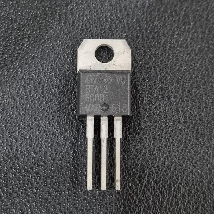 Jual Transistor Triac BTA12 TO-220 - Jakarta Barat - Unique Electronics ...