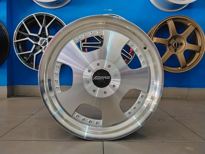Promo Velg Mobil Astro Euroline 17x7.5/9.0 8x100-114.3 ET.38/30 Silver ...