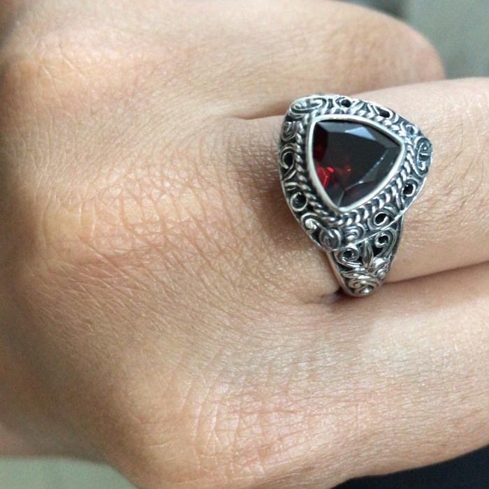 Jual Cincin Ring Perak Silver Bali Asli 925 Ukir Lebar Segitiga Pria ...