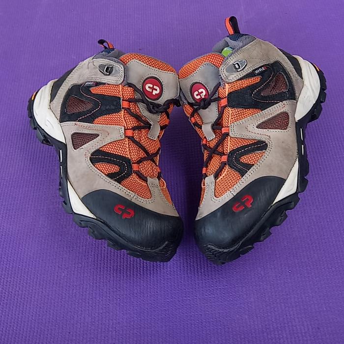 Jual SEPATU GUNUNG CENTER POINT HY-FLEX VIBRAM ORIGINAL - Kab. Bandung ...