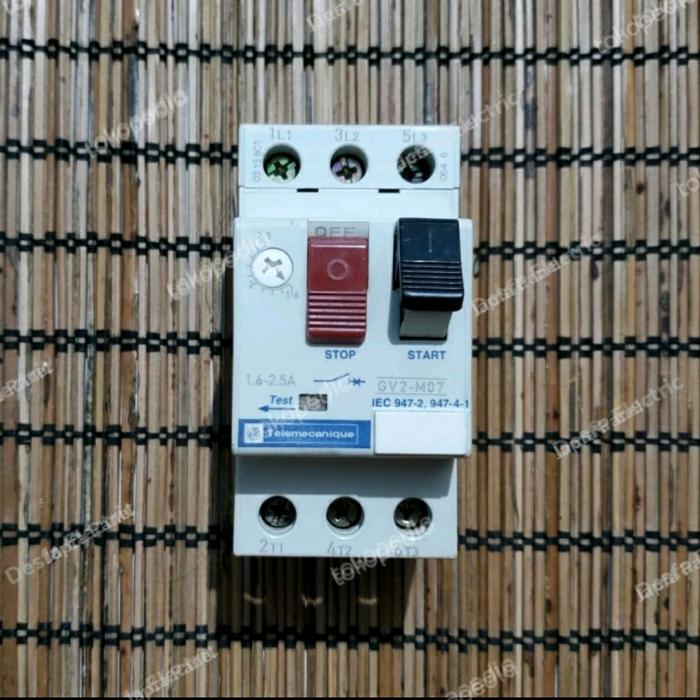 Jual Motor Protection Circuit Breaker Telemecanique GV2-M07 1.6 - 2.5 A ...
