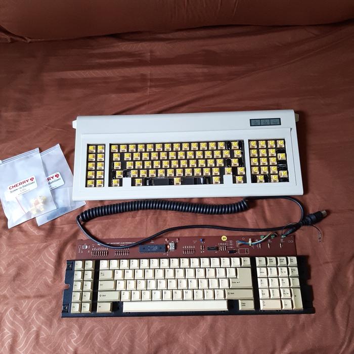 Jual Datacomp DFK-777 Cherry MX Futaba MA Mechanical Keyboard Vintage ...