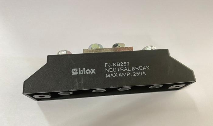 Jual Terminal Block Neutral Break Blox FJ-NB250 250A - Jakarta Barat ...