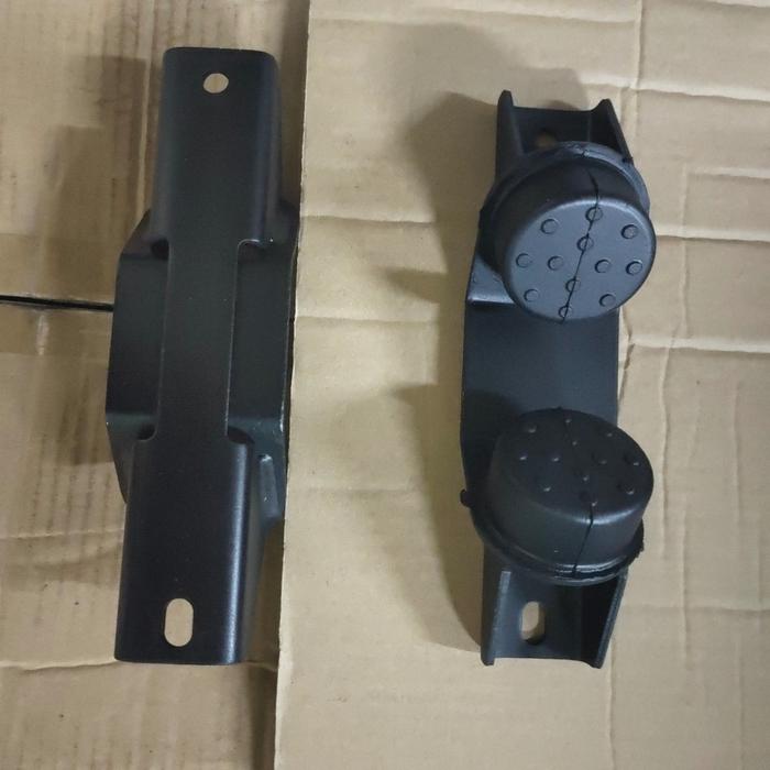 Jual Mounting kabin belakang Hino 500 - Karet Telp Hino 500 NEW - ASLI ...