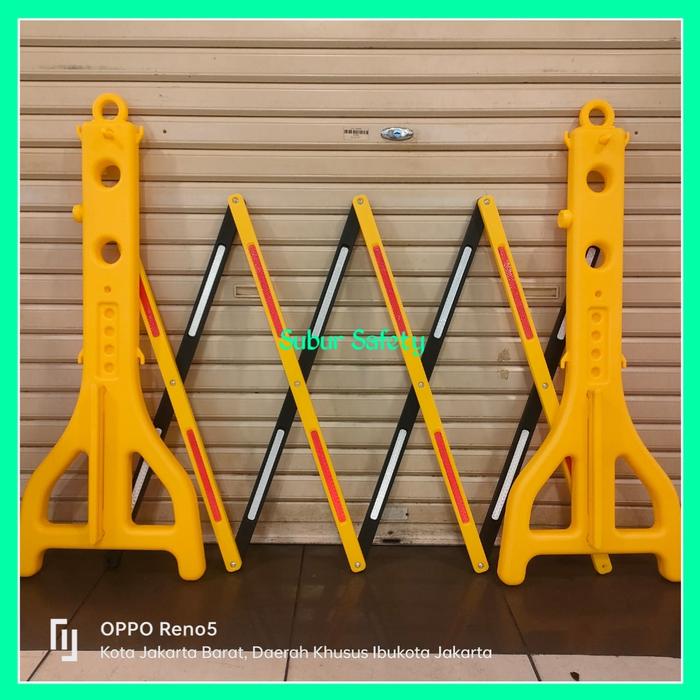 Jual Road Barrier Lipat Portable / Pembatas Jalan Portable Murah ...