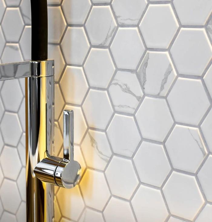 Jual Keramik Singress Type Carara Hexagonal - Keramik Dinding Kamar ...