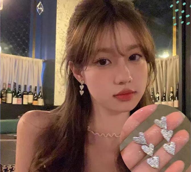 Jual Anting korea terbaru bentuk love panjang - Kota Denpasar ...