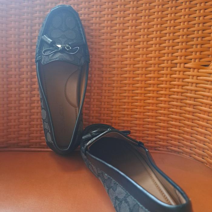 Jual Sepatu Coach ORI USA no.6,5 balck !Sale! - Kota Makassar - Dress ...
