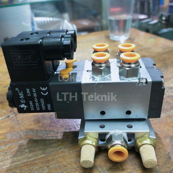 Jual SOLENOID VALVE PNEUMATIC 2 baris + manifold - Jakarta Barat - LTH Teknik | Tokopedia