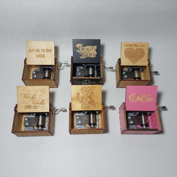 Jual Unik Kotak Musik Kayu Vintage Putar Tangan Music Box Harry Potter ...