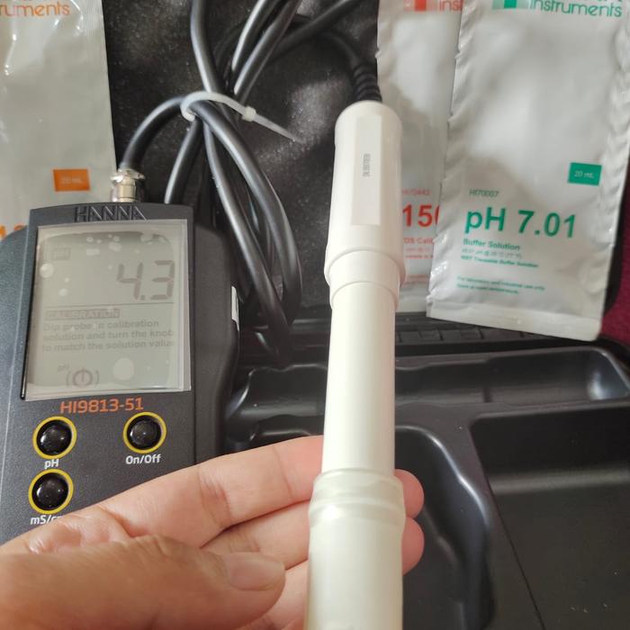 Jual HANNA HI 9813-51 Portable pH/EC/TDS Temperature Meter - Kota Bekasi - Star Laboratory ...
