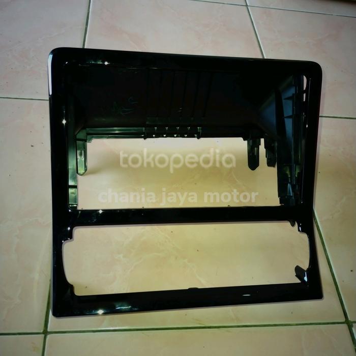 Jual frame panel head unit Innova zenix 2022 keatas 9 inch original ...
