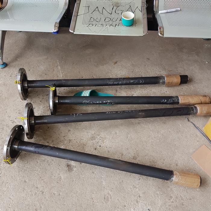 Jual as roda axle shaft panjang pendek Hino500 Hino 500 260 - Kota ...