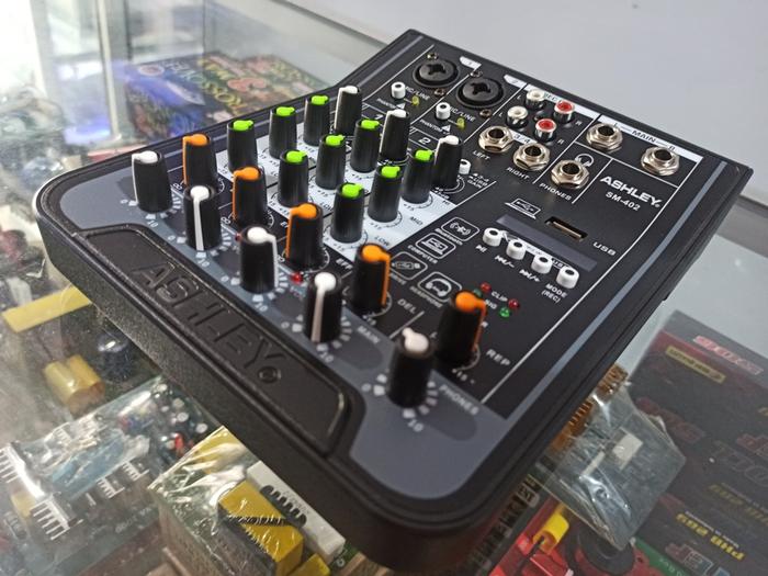 Jual mixer ashley SM 402 / 4 channel original ashley ORI Soundcard - Kab. Sragen - mastergroup ...