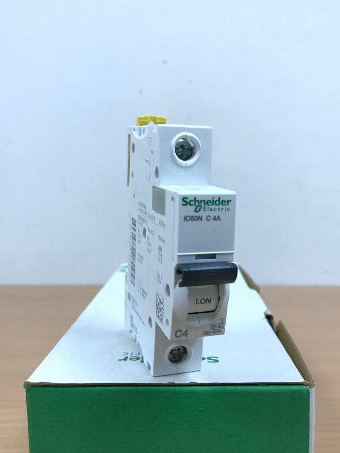Jual MCB AC/DC Schneider Electric iC60N 1P 6KA Kurva C ukuran 1A hingga ...