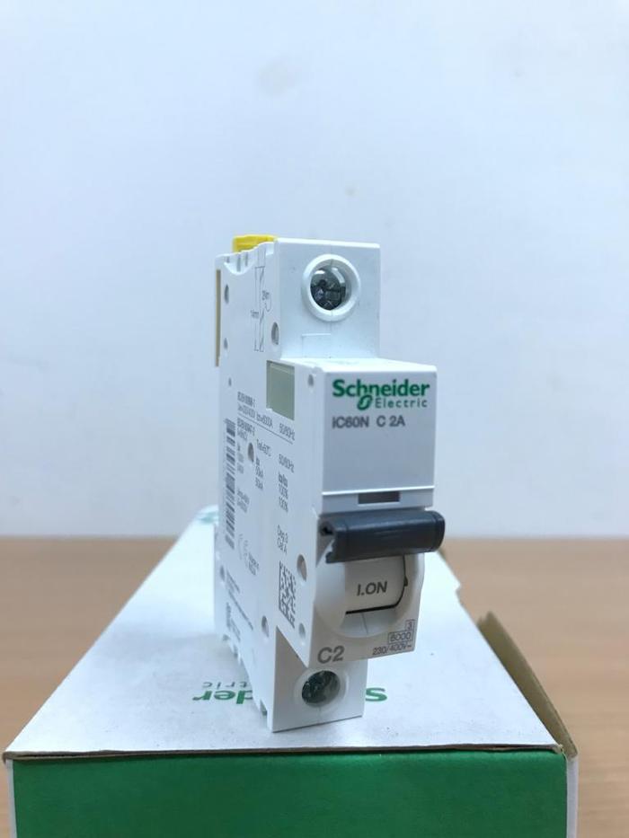 Jual MCB AC/DC Schneider Electric iC60N 1P 6KA Kurva C ukuran 1A hingga ...
