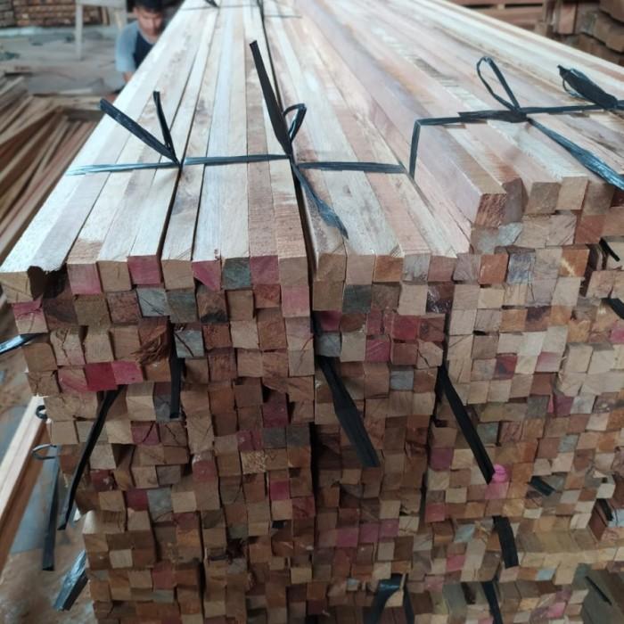 Jual RENG KAYU BORNEO/MERANTI CAMPUR UK 2x3 - Kota Tangerang ...