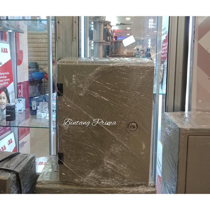 Jual Box Panel ukuran 30x40x20cm Indoor Pintu Luar Engsel Hitam Plat ...