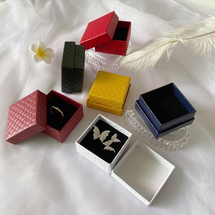 Jual Kotak Perhiasan Cincin Box Aksesoris Mini - Jakarta Barat ...