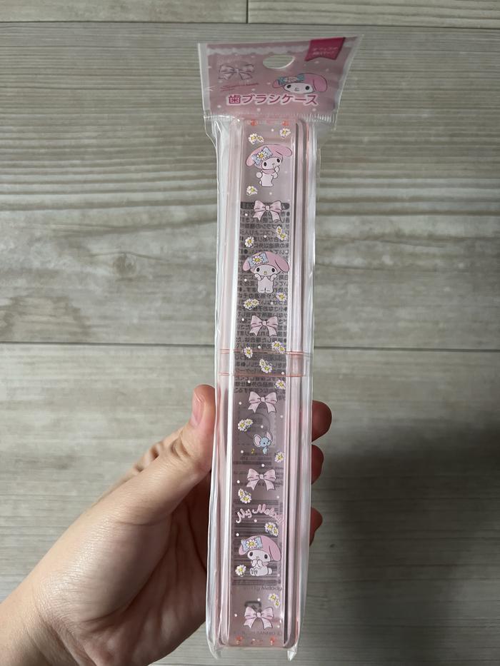 Jual toothbrush case daiso japan (sanrio/hello kitty) - Hitam - Jakarta ...