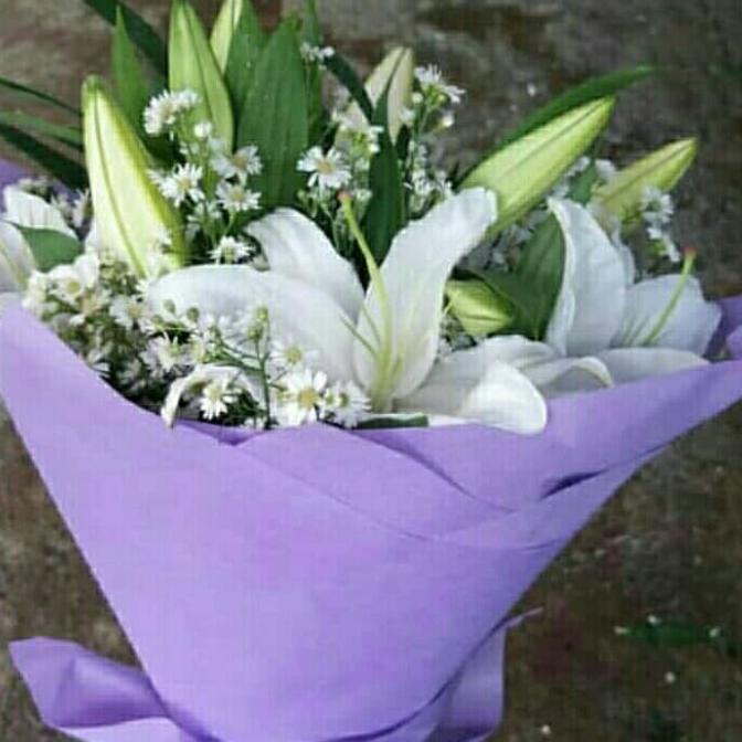 Jual Roni Buket Bunga Lily Segar Spesial Ultah Dan Wisuda Dan Valentine ...