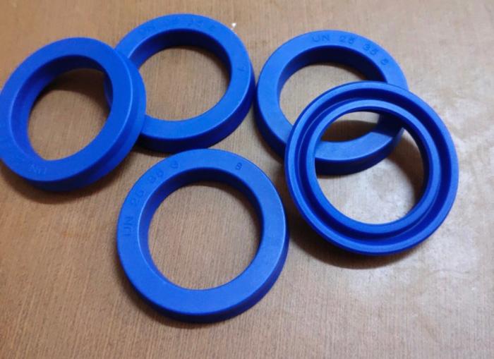 Jual SEAL HYDRAULIC UN 60X70X8 UNS 60 70 8 PU TAIWAN - Jakarta Pusat ...