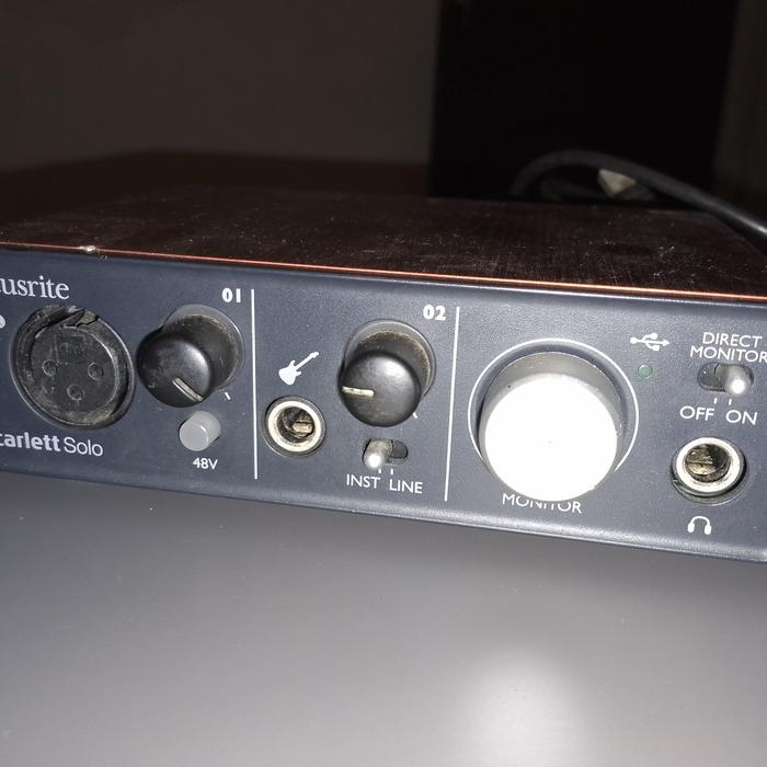 Jual audio interface scarlet focusrite solo gen 1 kelengkapan: unit box ...
