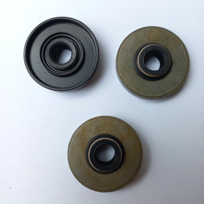 Jual Oil Seal Shock Belakang Mobil Toyota Kijang Innova Civic Old New ... Jual Oil Seal Shock Belakang Mobil Toyota Kijang Innova Civic Old New ...