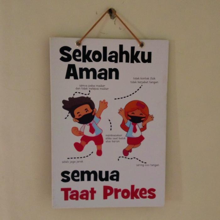 Jual Poster Gantung - Poster Sekolah Aman - Poster Semua Taat Prokes ...