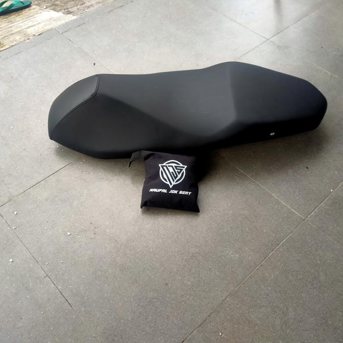 Jual KULIT SARUNG JOK MBTECH CARERA - PCX 150 - PCX 160 - ADV 150 - ADV ...