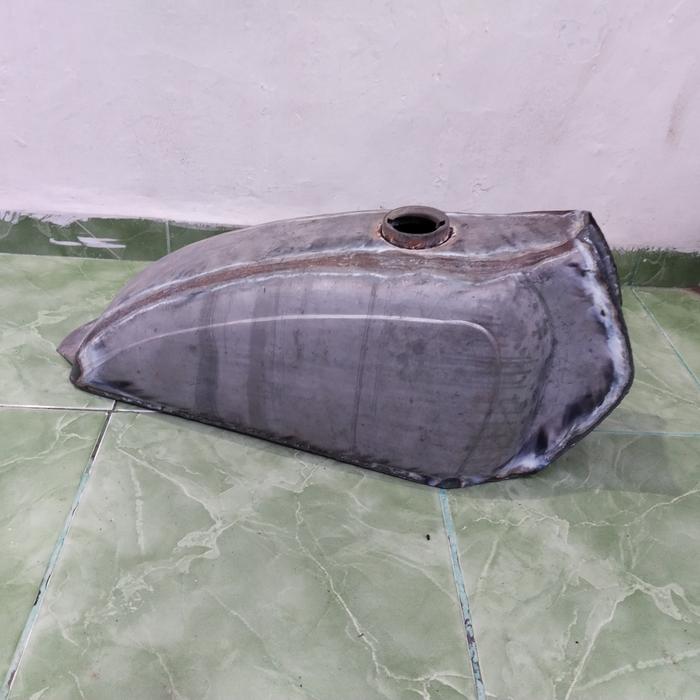 Jual Tangki motor ts 100 tangki Elsiniore - Kab. Tegal - motor custom ...