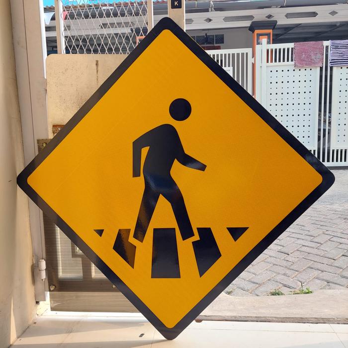 Jual RAMBU RAMBU LALU LINTAS 3M EGP ADA PENYEBRANGAN PEJALAN KAKI - Kab ...