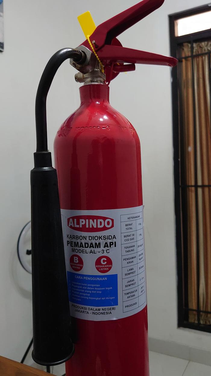 Jual Apar Alpindo CO2 3 Kg alat pemadam api ringan kebakaran - Kota ...