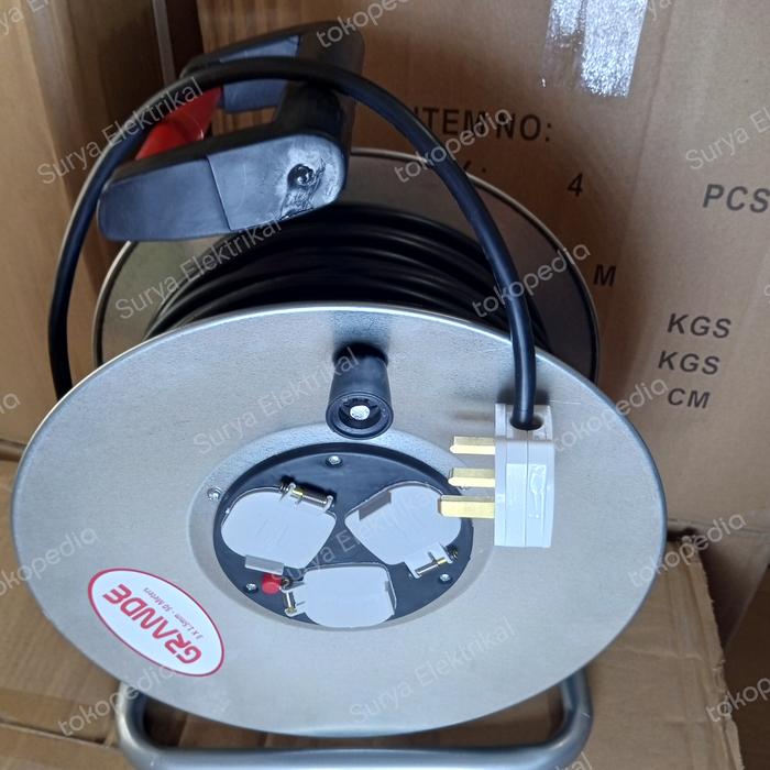 Jual Brennenstuhl Garant Kabel Roll 50 M Tipe British 1208063 - Grande ...