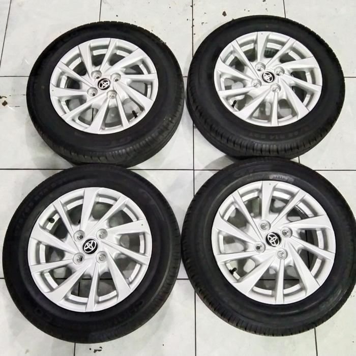 Jual velg mobil bekas r14 oem new agya 2023 ring 14 pcd 4x100 plus ban - Kota Pontianak - SSG ...