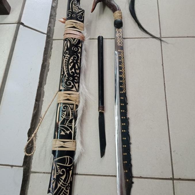Jual Promo Mandau Senjata Khas Asli Dayak Gagang Tanduk Asli Best ...