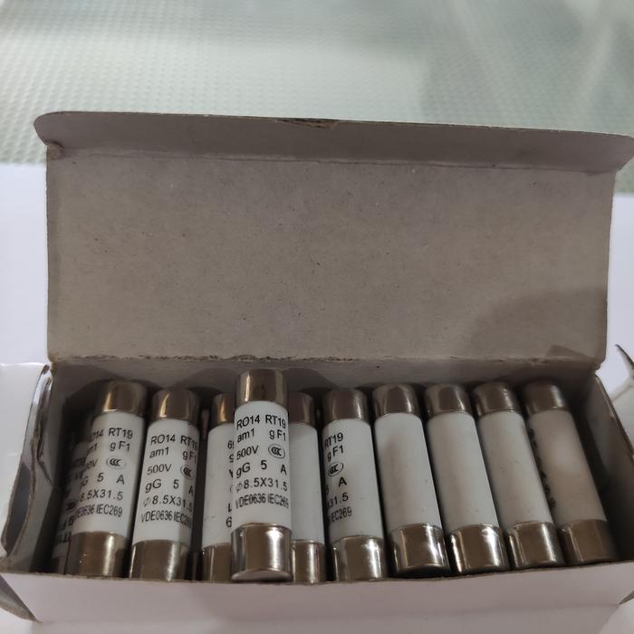 Jual Fuse Sekring Keramik 8.5x31.5 mm, 500 Volt.. (2A, 3A, 4A, 5A ...