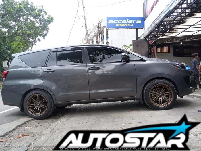 Jual MODIFIKASI MOBIL INNOVA REBORN MENGGUNAKAN VELG HSR BOON R18 LEBAR ...