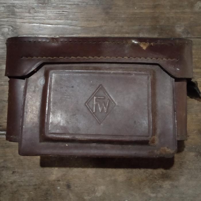 Jual Tas kamera kuno era 1940-1950 an model bilus merk Franka bahan ...