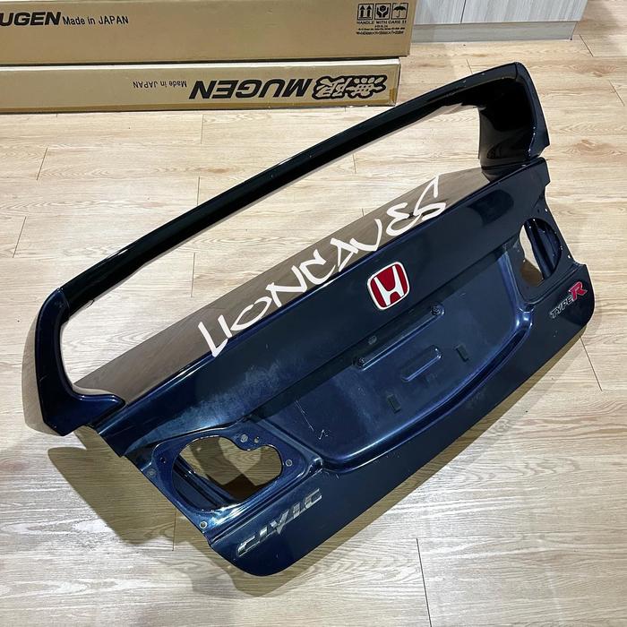 Jual Original Trunk + Spoiler / Bagasi dan Wing Civic Type R FD2 - Used ...