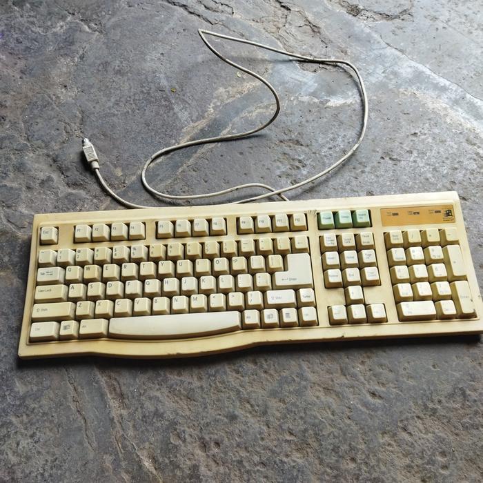 Jual keyboard komputer jadul windows 98 - Kota Salatiga - elang semeru ...
