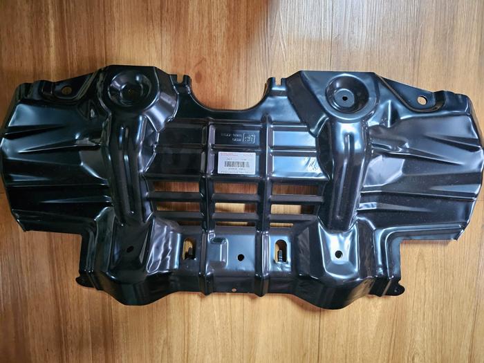 Jual Cover Engine Mesin Toyota Hilux Revo 2KD 51410-KK010 - Jakarta ...