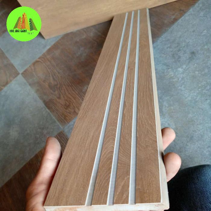 Jual lis plin 10×60 granit motif kayu stepnosing - brown, plin polos ...